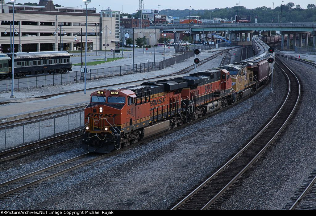 BNSF 6638